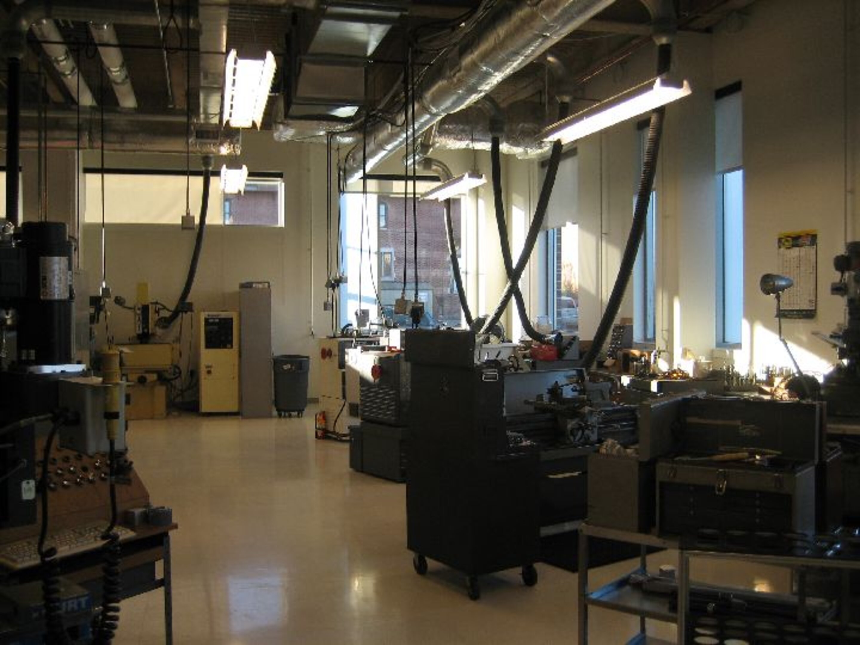 Instrument Shop | Department of Chemistry | Nebraska